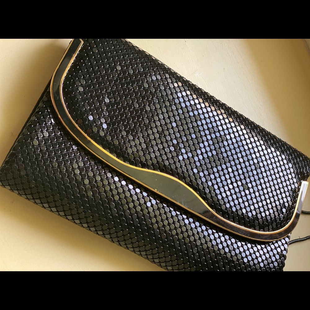 Gorgeous Metal Mesh “Sequin” Look Vintage Purse - Gem
